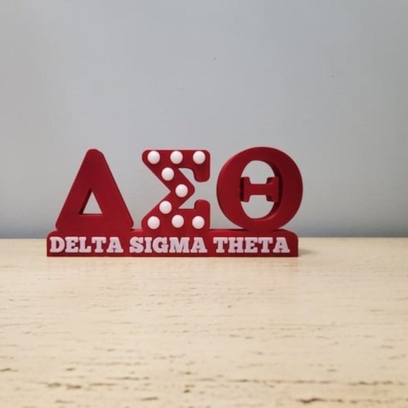 Accessories | Delta Sigma Theta Desk Plate | Poshmark